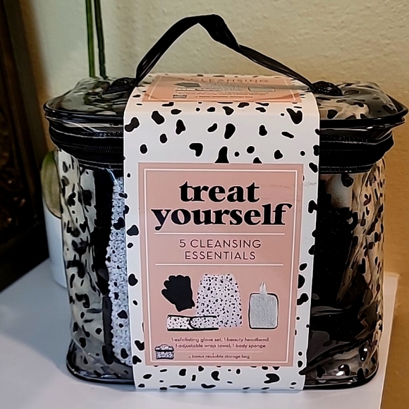 Bath | Host Pick 5pcs Cleansing Essentials Spa Treatmentbrand New Bonus ...